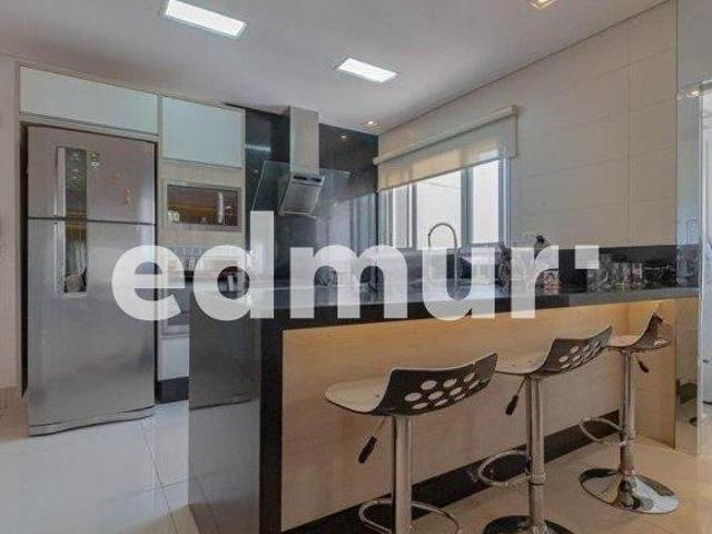 Apartamento à venda na Vila Valparaíso