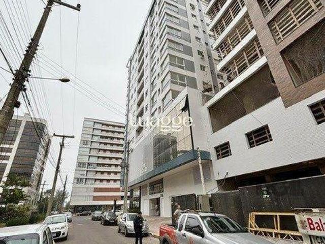 Apartamento à venda na Zona Nova