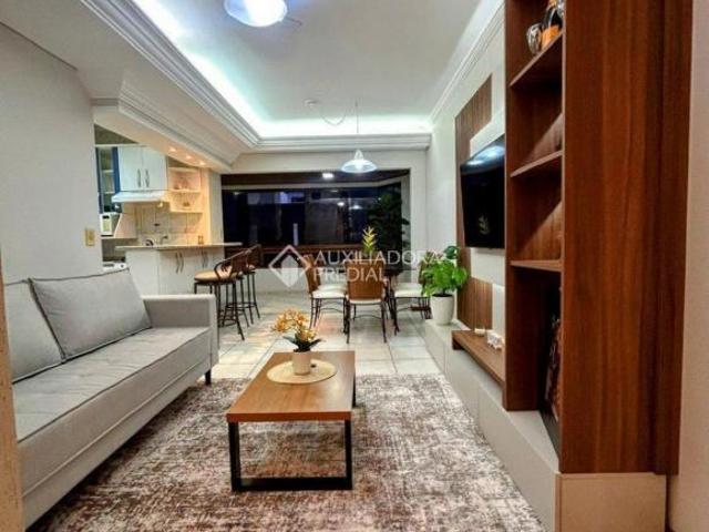 Apartamento à venda na Zona Nova