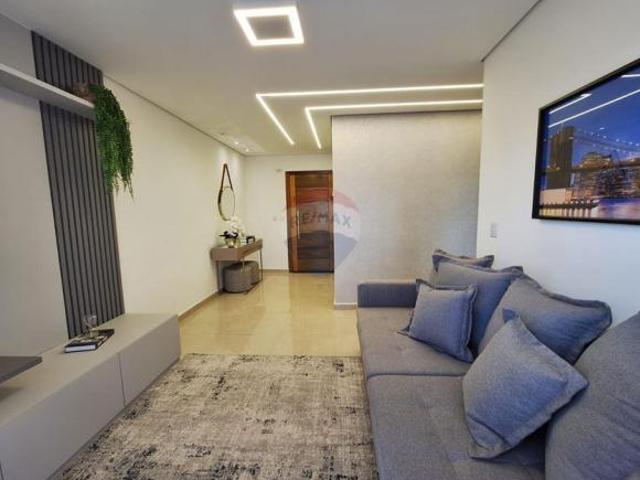 Apartamento à venda na Zona Norte,com 1 dormitório/ varanda/ vaga garagem / ótima localização!
