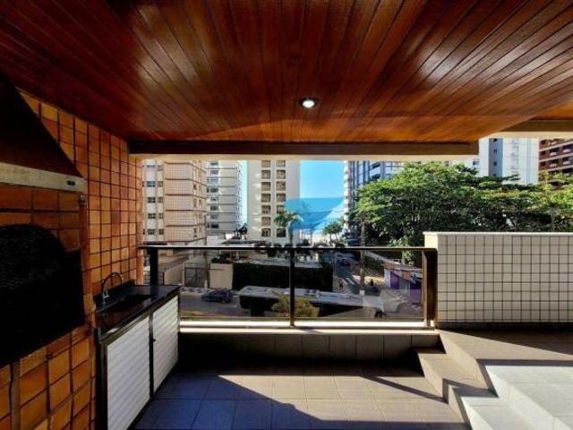 Apartamento à venda nas Astúrias em Guarujá | Omega Imóveis