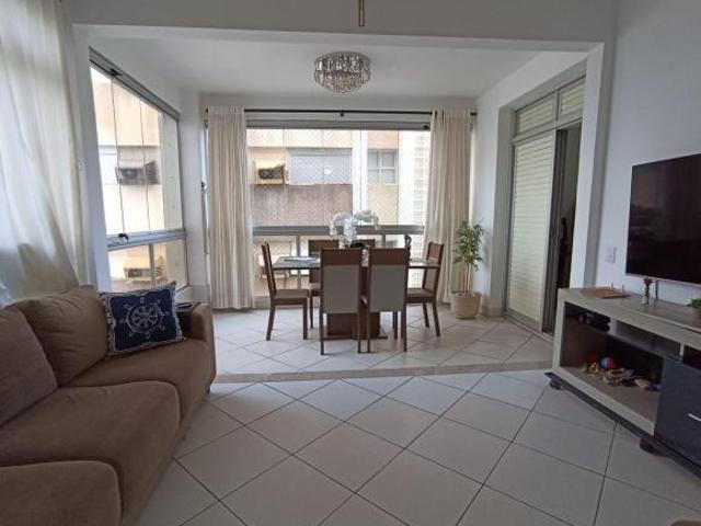 Apartamento à Venda nas Astúrias no Guarujá | QVista Inteligência Imobiliári.