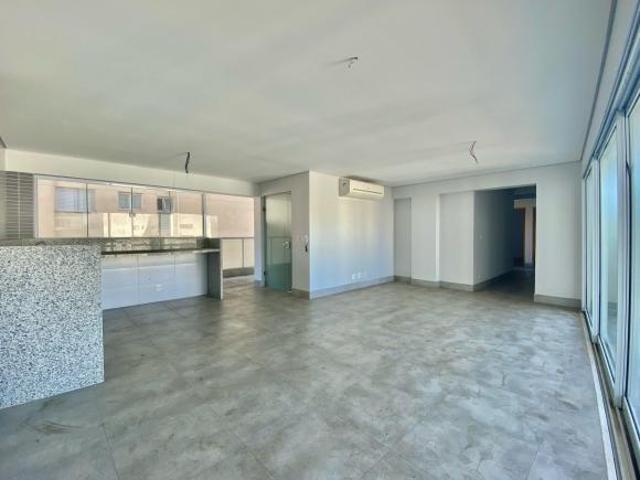 Apartamento à Venda nas Astúrias no Guarujá | QVista Inteligência Imobiliária.