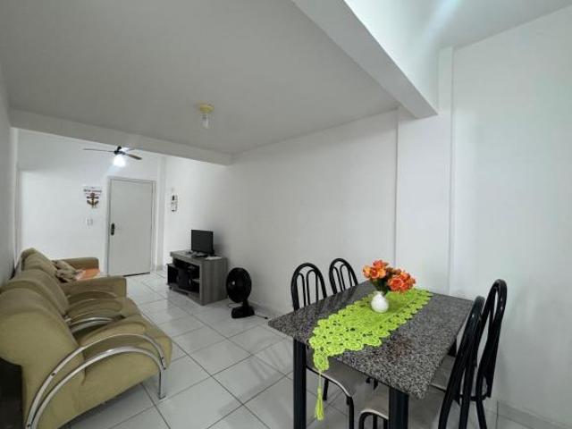 Apartamento à Venda nas Astúrias no Guarujá | QVista Inteligência Imobiliária.