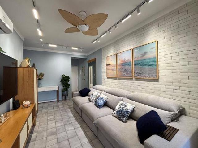 Apartamento à venda nas Astúrias no Guarujá, SP | QVista Inteligência Imobili.