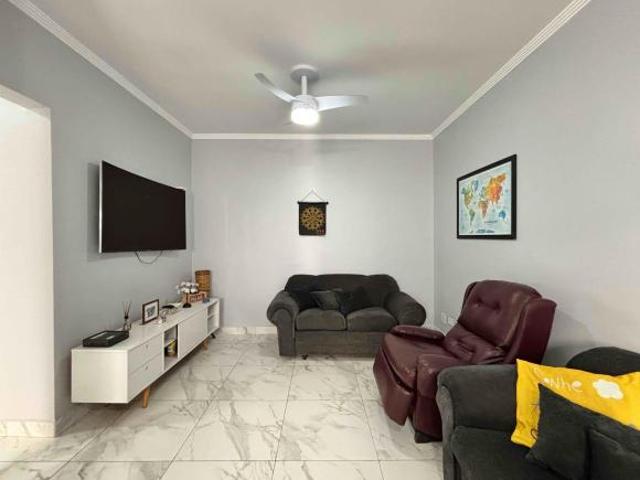 Apartamento à venda nas Astúrias no Guarujá, SP | QVista Inteligência Imobili.