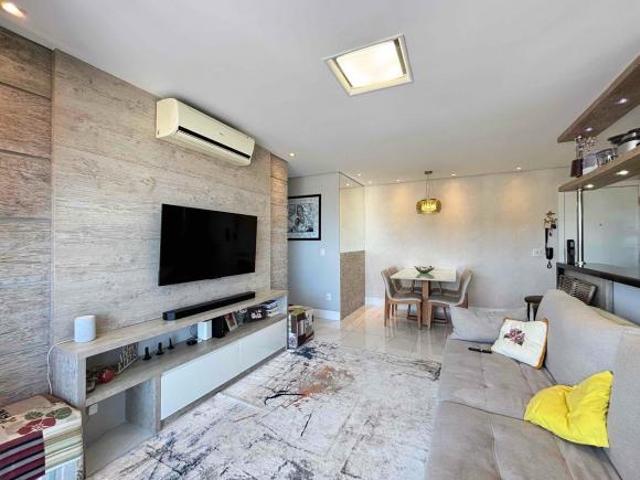 Apartamento à venda nas Astúrias no Guarujá, SP | QVista Inteligência Imobili.