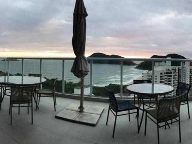 Apartamento à Venda nas Astúrias | QVista Inteligência Imobiliária Guarujá