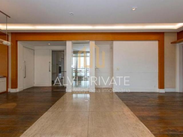 Apartamento à venda em Perdizes | 3 Suítes | 3 Vagas de Garagem