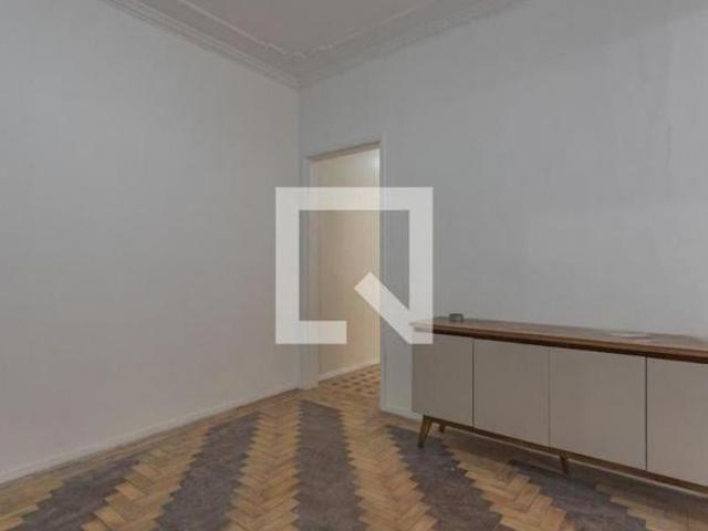 Apartamento à Venda Navegantes, 2 Quartos, 75 m² Porto Alegre