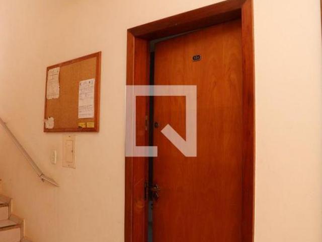 Apartamento à Venda Negrão de Lima, 1 Quarto, 37 m² Goiânia