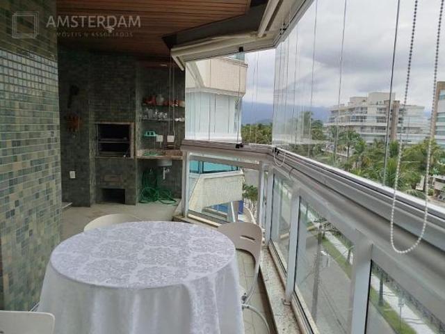 Apartamento à venda no M6 na Riviera, 3 dormitórios sendo 2 suítes, 2 vagas,108,28 m² de área útil