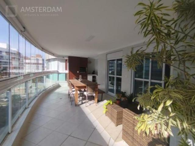 Apartamento à venda no M7 na Riviera, 3 dormitórios sendo 1 suíte, 2 vagas e com 124,55 m²