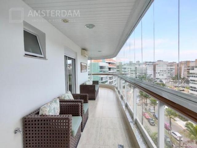Apartamento à venda no M7 na Riviera, com 3 suítes, 2 vagas, 157,00 m²