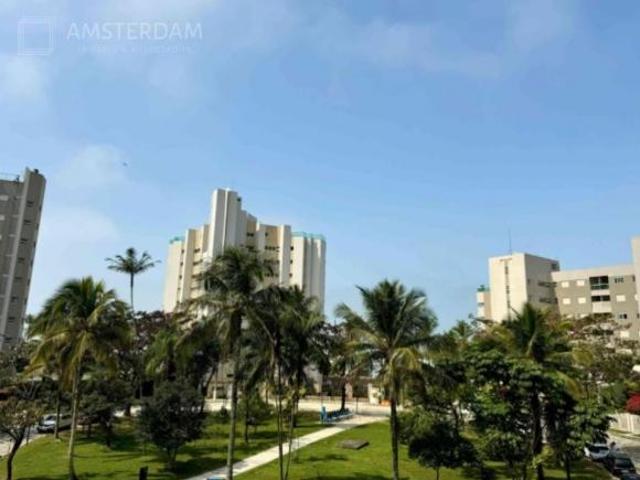 Apartamento à venda no M2 na Riviera, 3 dormitórios sendo 1 suíte, 2 vagas com 87,41 m²