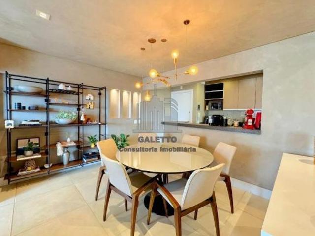 Apartamento à venda no Mansões Santo Antônio com 3 quartos 1 suíte, sol da manhã, andar alto e laz