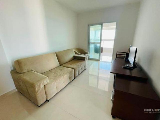 Apartamento à venda no Maracanã, em Praia Grande/SP