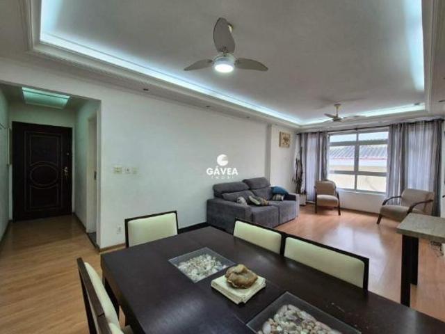 Apartamento à venda no Marapé em Santos