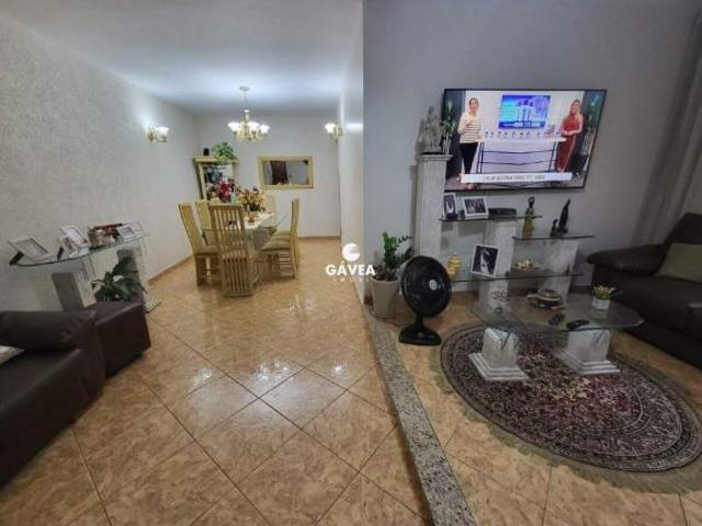 Apartamento à venda no Marapé em Santos