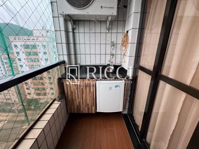 Apartamento à venda no Marapé Santos