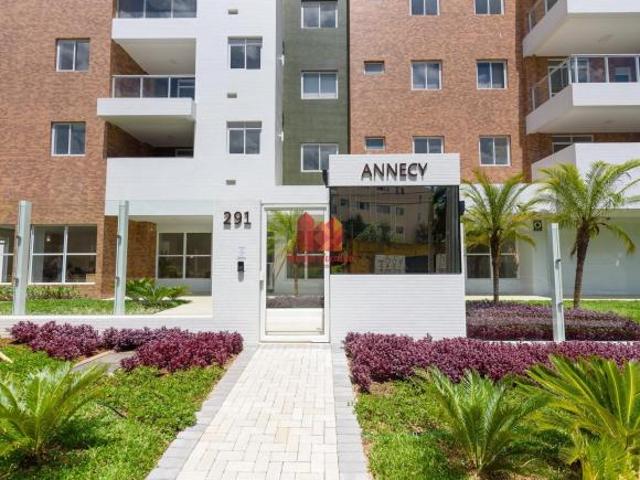 Apartamento à venda no Mercês!