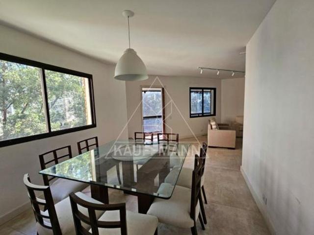 Apartamento à Venda no Morumbi 3 Dormitórios 1 Suíte, 3 Vagas, 200m²,A.U