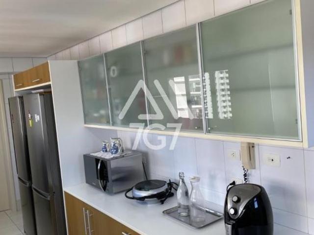 APARTAMENTO À VENDA NO MORUMBI