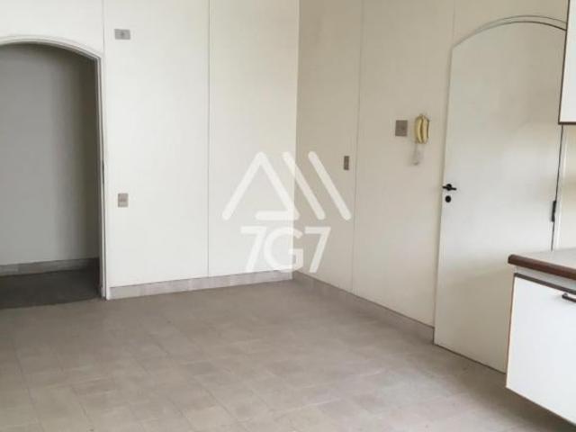 APARTAMENTO À VENDA NO MORUMBI