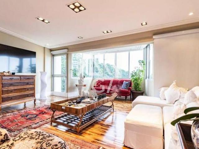 APARTAMENTO À VENDA NO MORUMBI