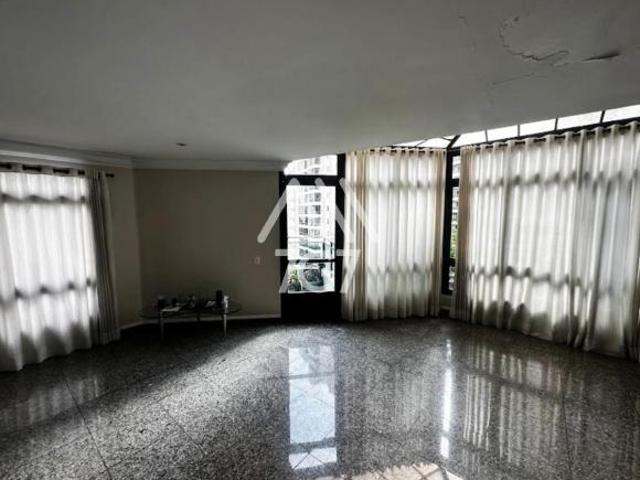 APARTAMENTO À VENDA NO MORUMBI
