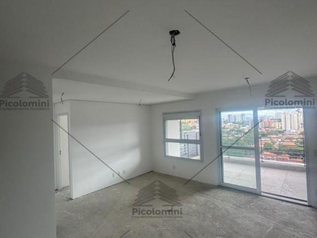 Apartamento à venda no Morumbi, 2 quartos, 1 suíte, sala ampliada, Varanda Gourmet, 2 banheiros, 1 v