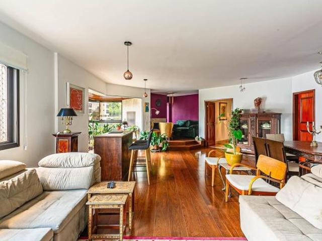 Apartamento à venda no Morumbi