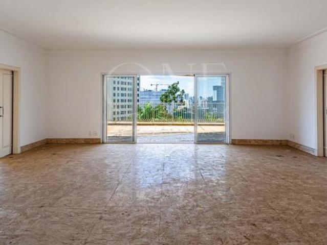Apartamento à venda no Morumbi