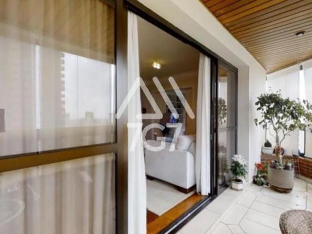 APARTAMENTO À VENDA NO MORUMBI