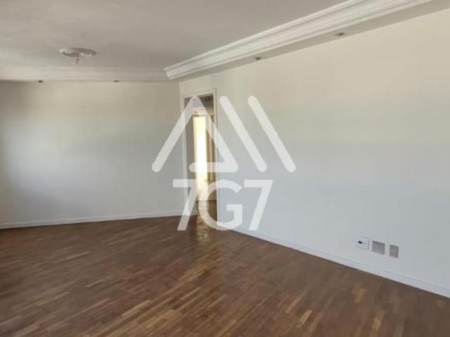 APARTAMENTO À VENDA NO MORUMBI