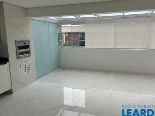 Apartamento à venda no Morumbi