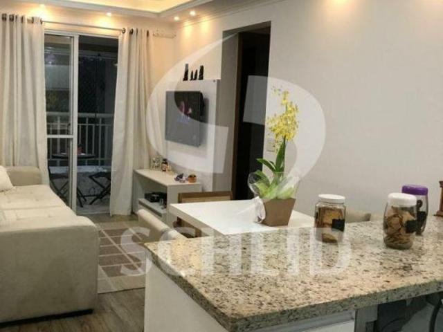 Apartamento à Venda no Morumbi, 60m², 2 quartos, sendo 1 suíte, varanda com churrasqueira, 2 vagas