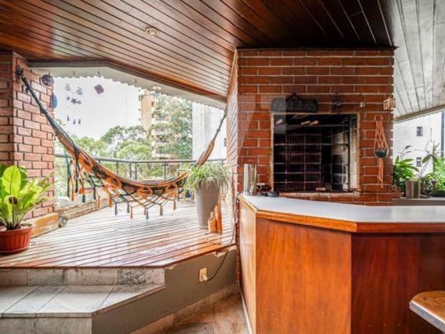 Apartamento à venda no Morumbi