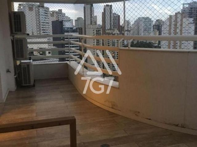 APARTAMENTO À VENDA NO MORUMBI