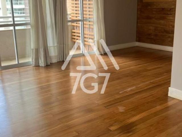APARTAMENTO À VENDA NO MORUMBI
