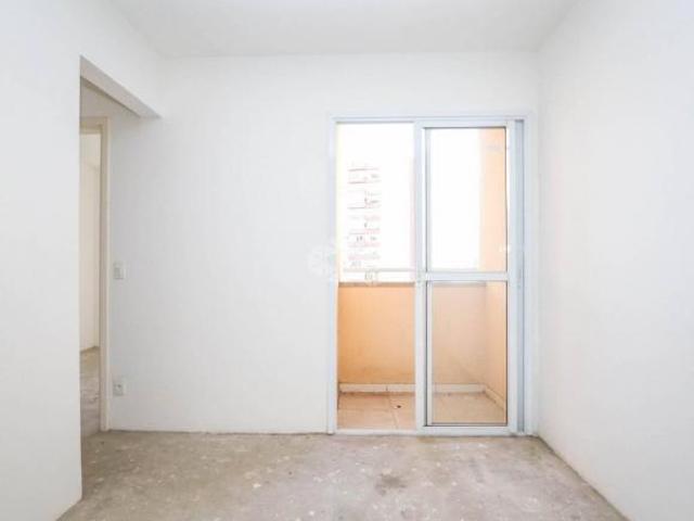 Apartamento à venda no Morumbi com 2 dormitórios
