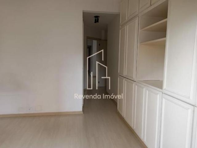 Apartamento á venda no Morumbi, com 4 dormitórios, sendo 2 suíte, 3 vagas e deposito