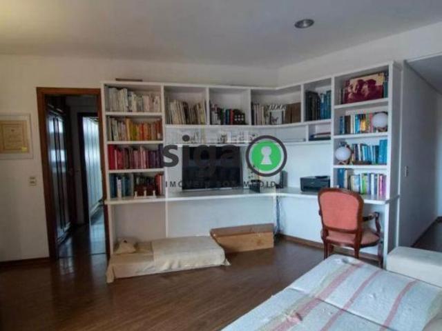 Apartamento á venda no Morumbi, de 270m, 6 quartos e 4 vagas