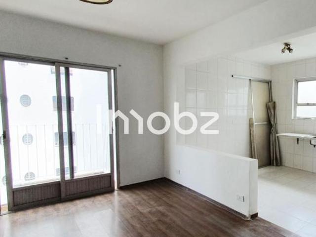 Apartamento à venda no Morumbi, São Paulo SP: 2 quartos, sala, banheiro, 2 vagas de garagem, 85m²!