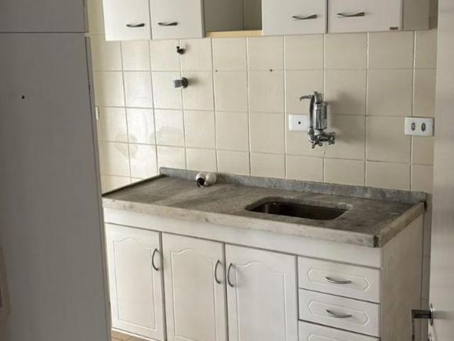 Apartamento à venda no Morumbi, São Paulo SP: 3 quartos, 1 sala, 1 banheiro, 1 vaga, 72m² de área