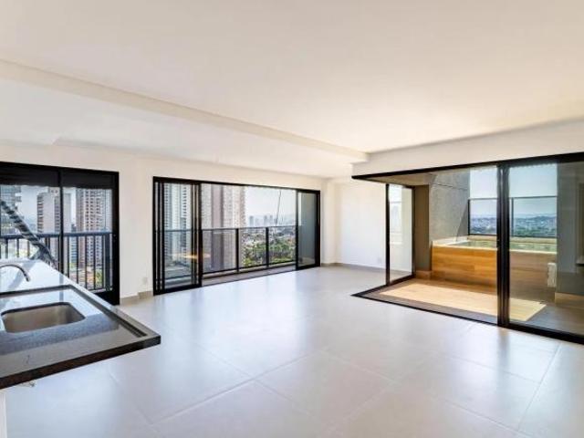 Apartamento à venda no Opus Gyro Rooftop, com 3 suítes e piscina privativa