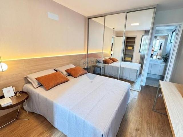Apartamento a venda no Aurus Residence Club no bairro estrela sul de 2 e 3 quartos com suite e área