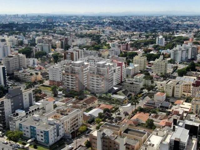 Apartamento à venda no Água Verde, Curitiba