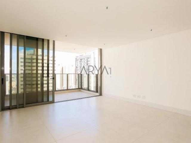 Apartamento à venda no Água Verde ARYA1