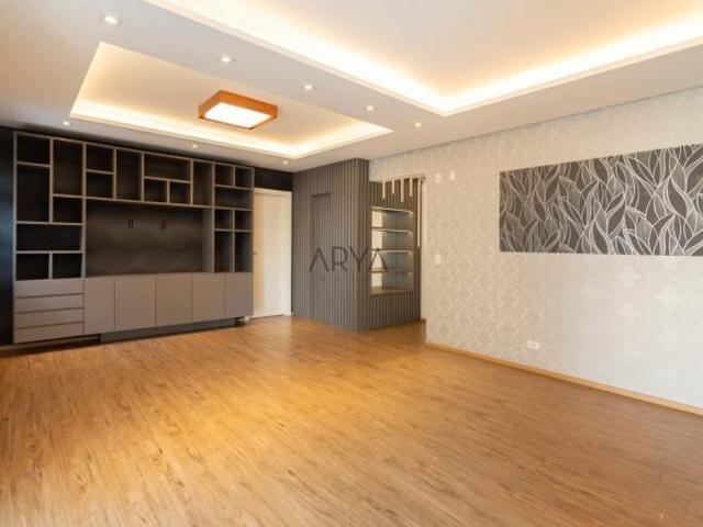 Apartamento à venda no Água Verde ARYA1